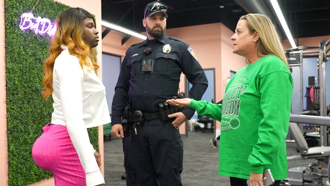 /fit/ - Do you say hi to everyone when you walk in? - Fitness - 4chan