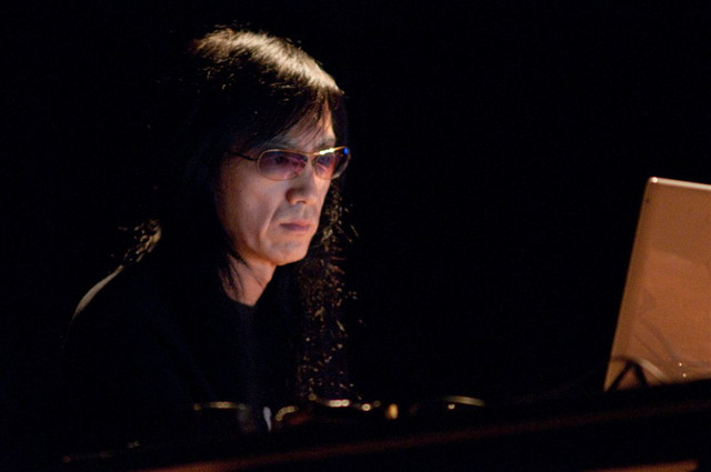 /mu/ - so do we still like him? i do. - Music - 4chan